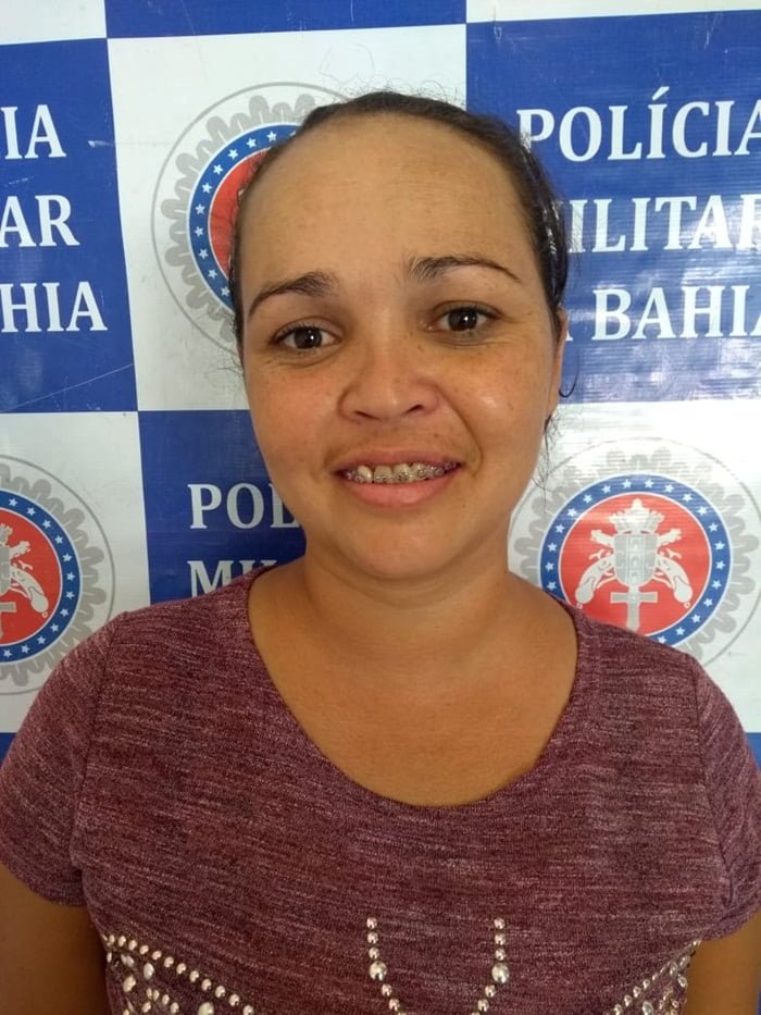 Mulher é presa por suspeita de tráfico de drogas após denúncia em Paulo ... Mulher é presa por suspeita de tráfico de drogas após denúncia em Paulo ...